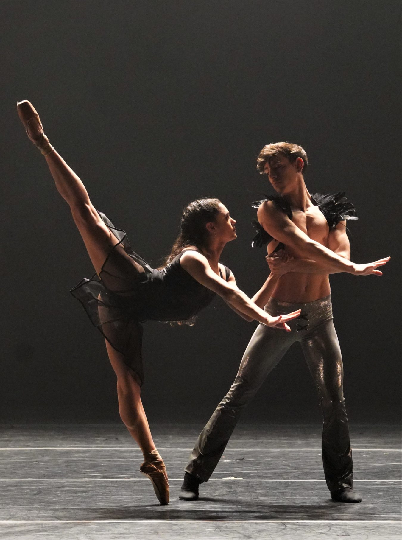 LOVE ROCKS THE MUSIC OF LENNY KRAVITZ PARTNERS WITH BOLD, EDGY NEW ...