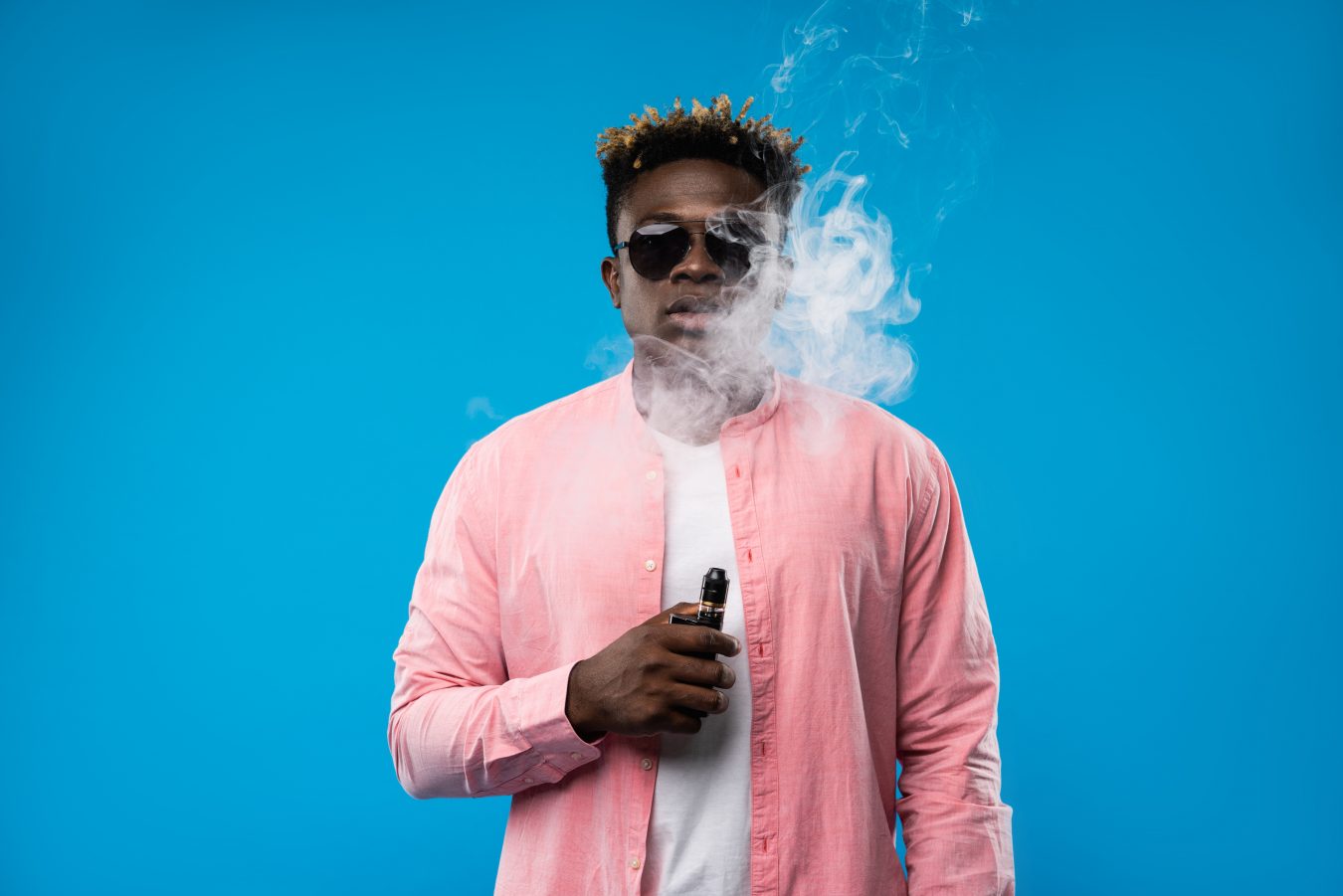 A History of Vaping : 1930-2003 – Millennium Magazine