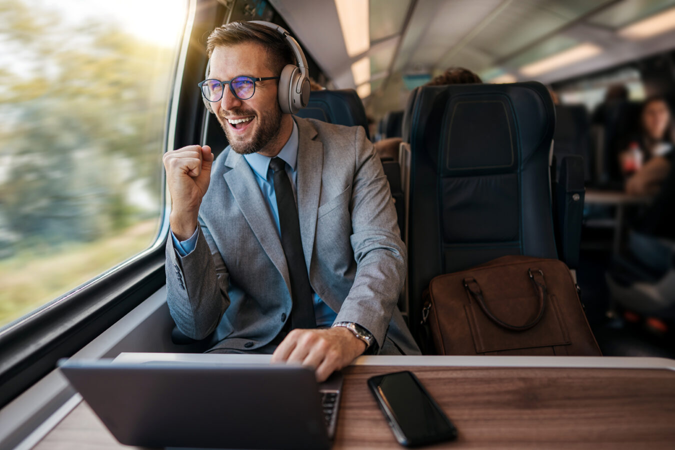 How to Make Your Commute More Interesting – Millennium Magazine