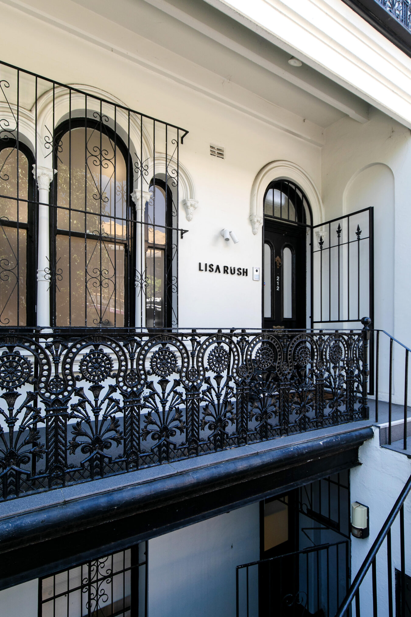 What to Expect at Lisa Rush Skin Clinic: A Sanctuary of Beauty and ...